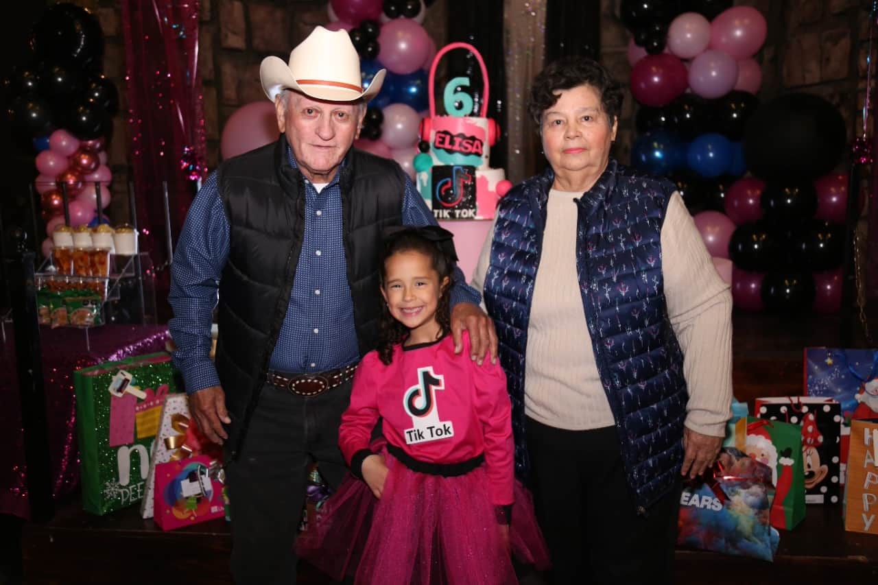 Social EXPRESO: cumpleaños de Elisa Castillo Vásquez