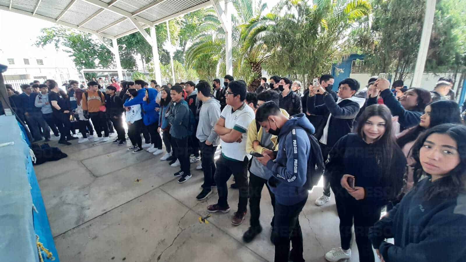 Llevan taller de box a estudiantes del Cbtis 132